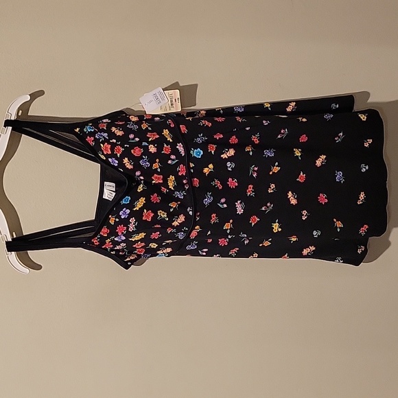 St. John's Bay | Swim | Nwt St Johns Bay Instantly Slender Swimsuit 6w ...